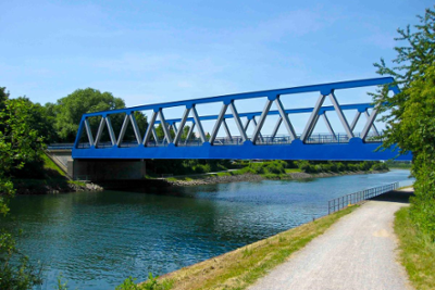 Design of Warren Truss Steel Footbridge (+PDF)